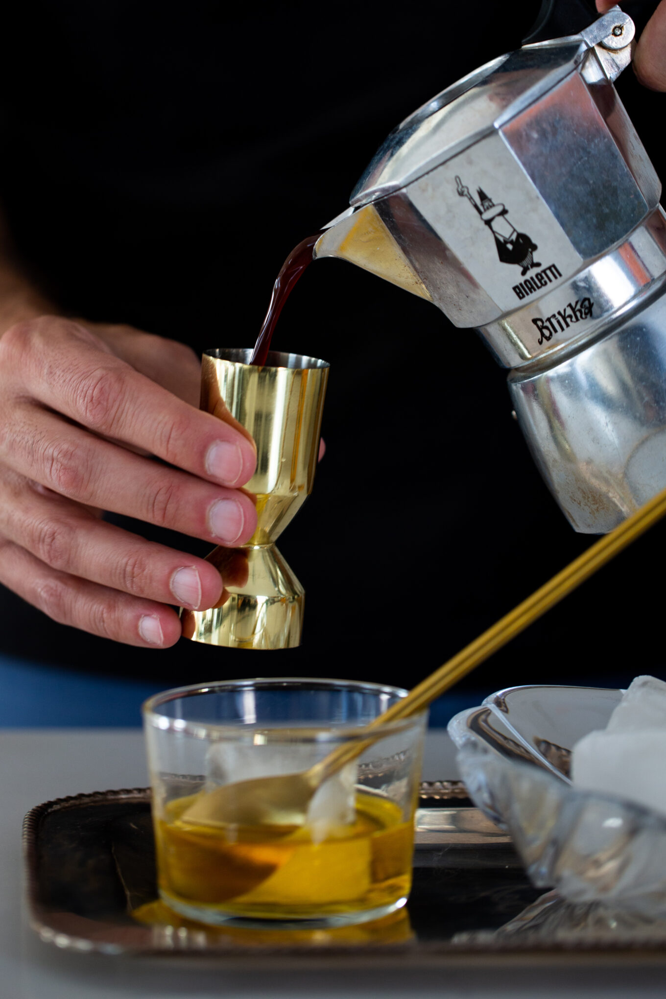 Carajillo Recipe (Mexican Coffee Cocktail with Licor 43)