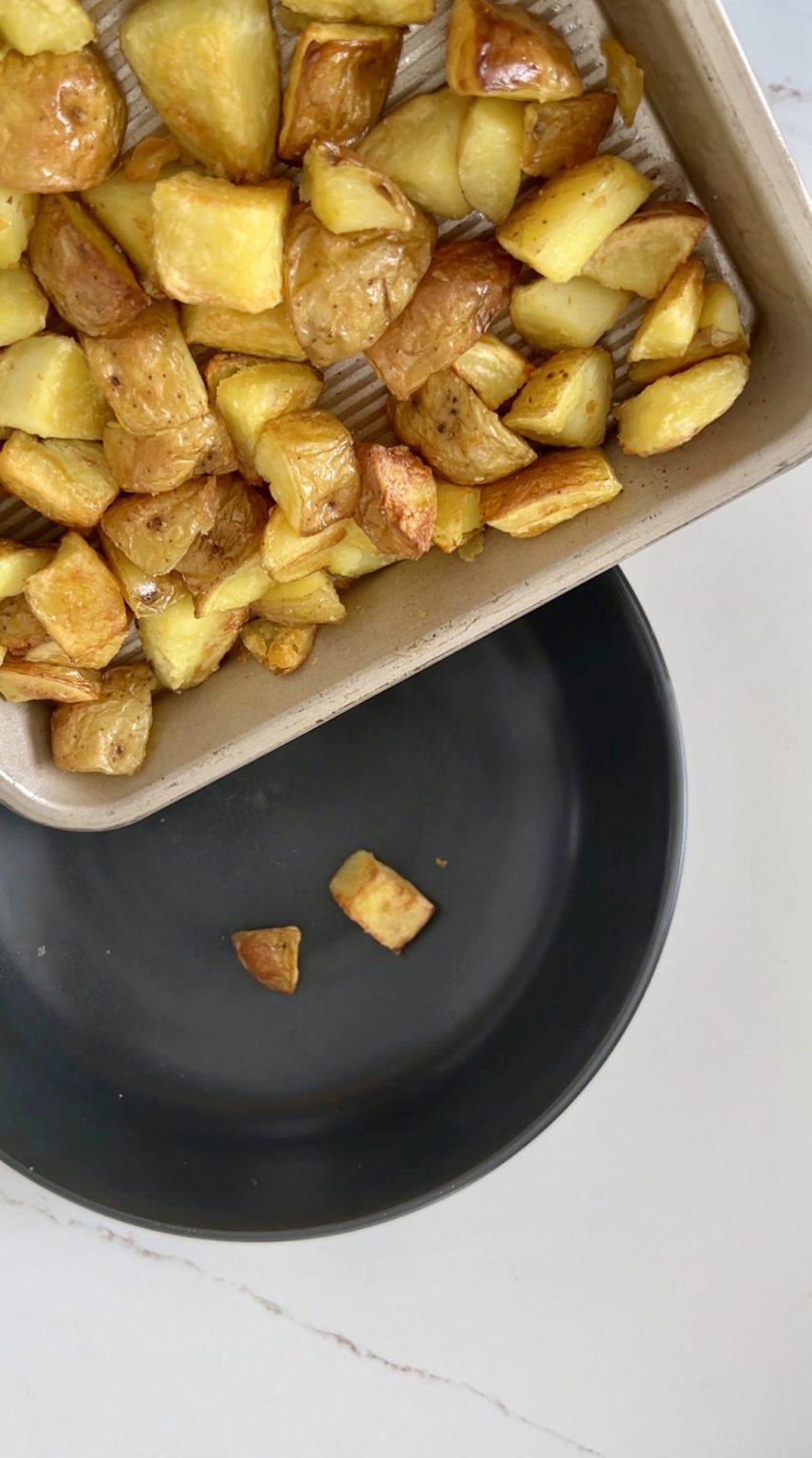 CRISPY POTATOES WITH SALSA MACHA