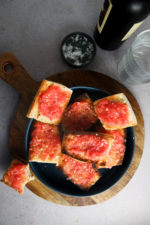 Pan Con Tomate (Spanish Tomato Bread) – Easy Authentic Recipe